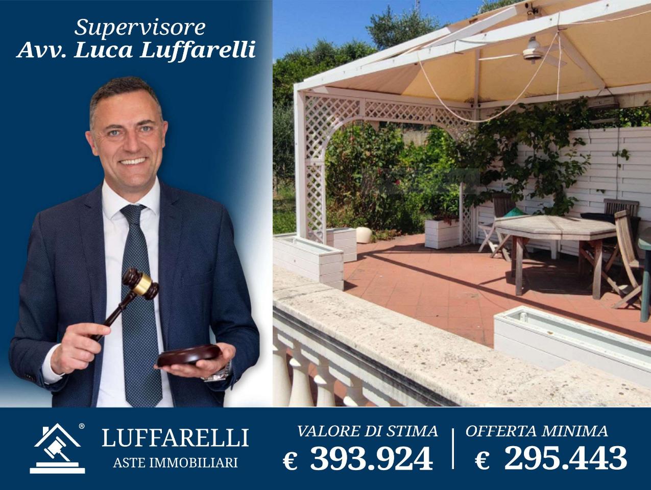 Villa a schiera in vendita a Diano Castello