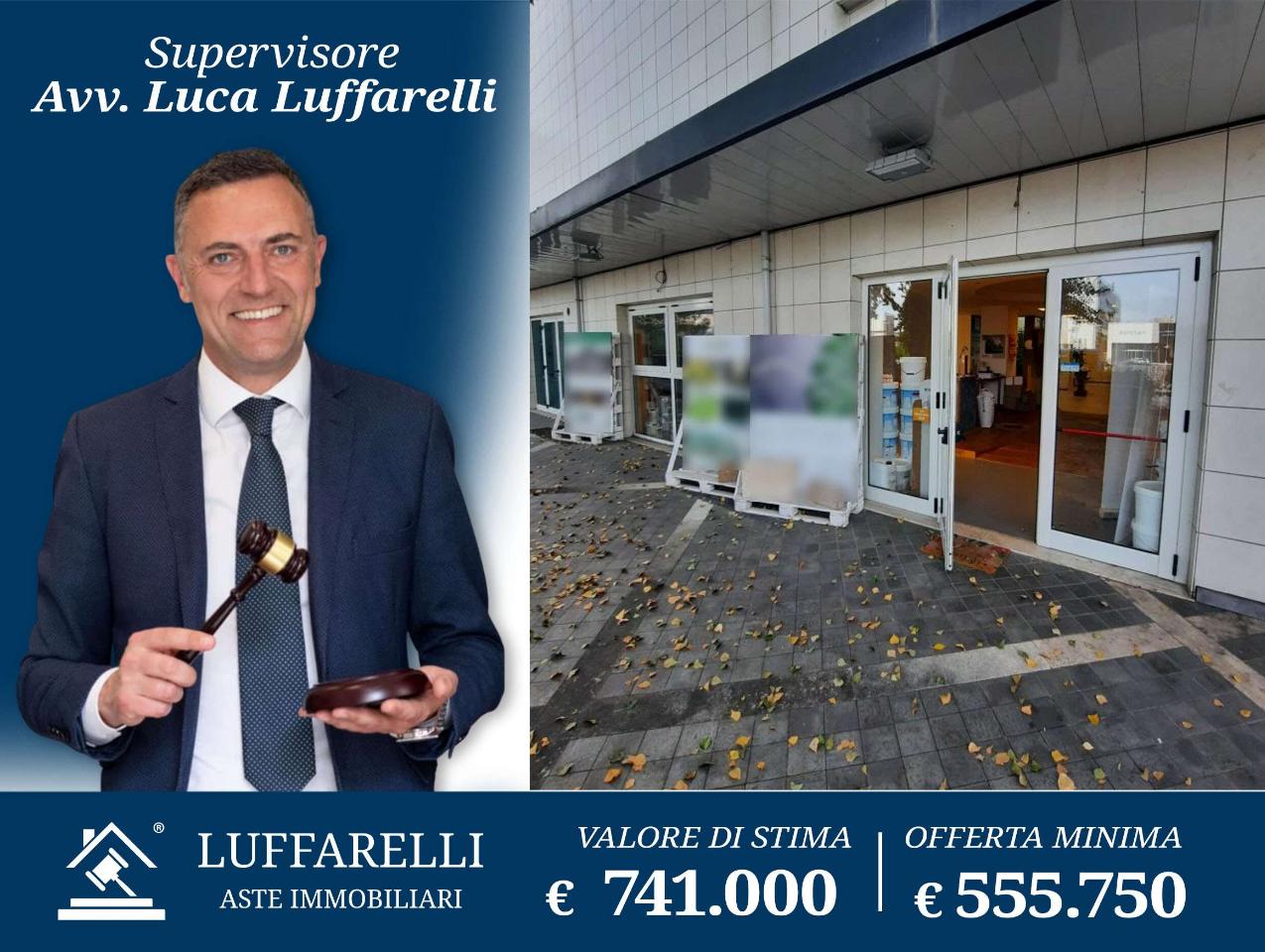 Capannone in vendita a Roma