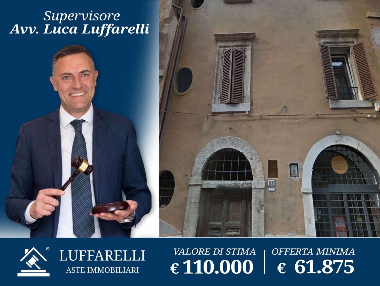 Palazzina commerciale in vendita a Tivoli