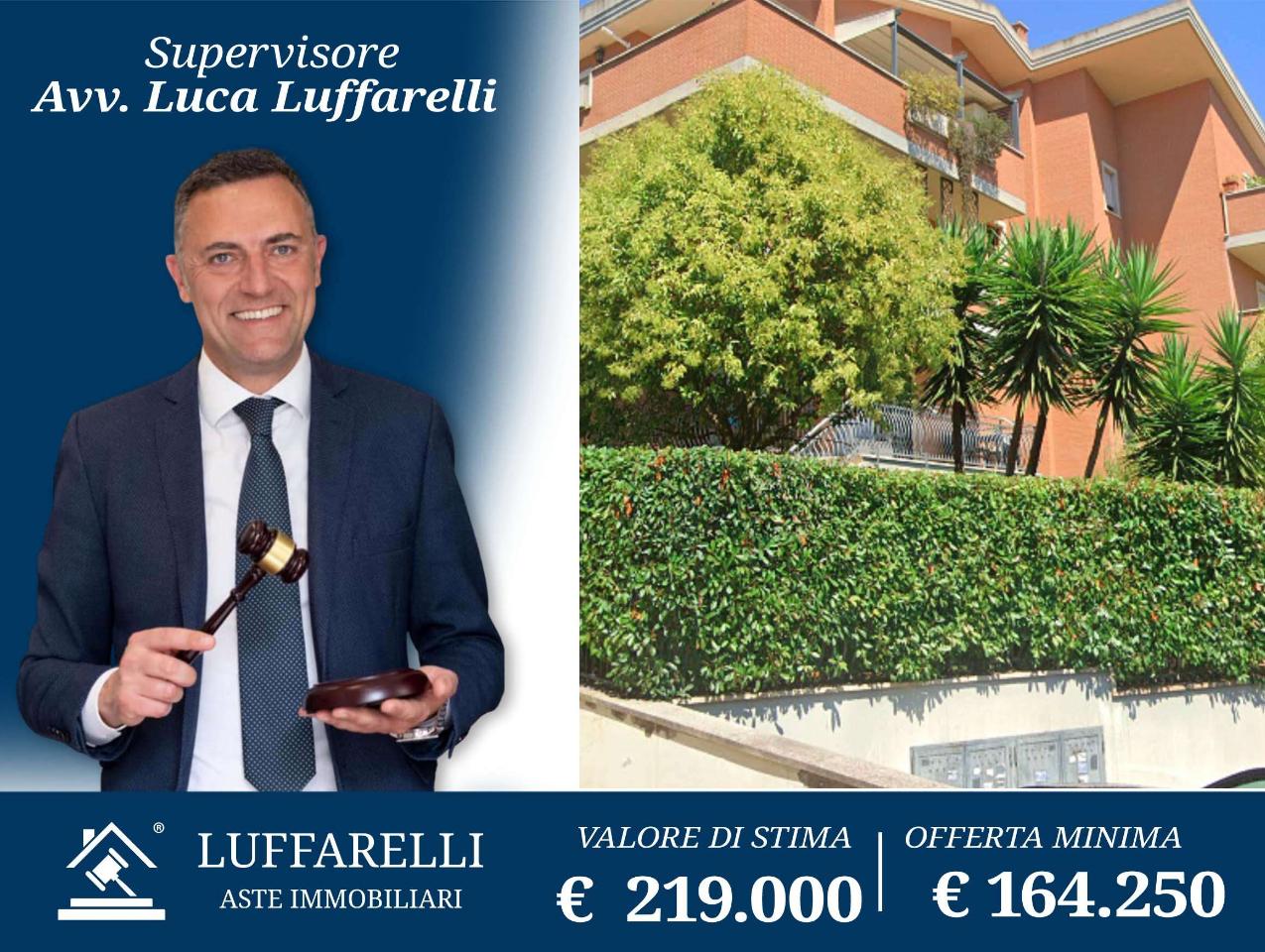 Appartamento in vendita a Roma