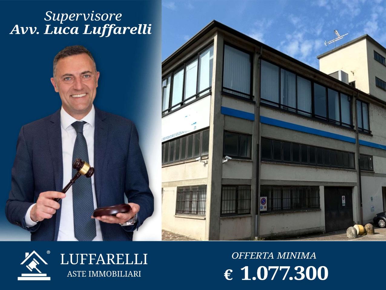 Capannone in vendita a Varese