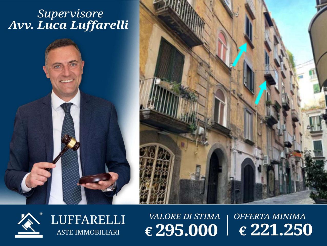 Appartamento in vendita a Napoli