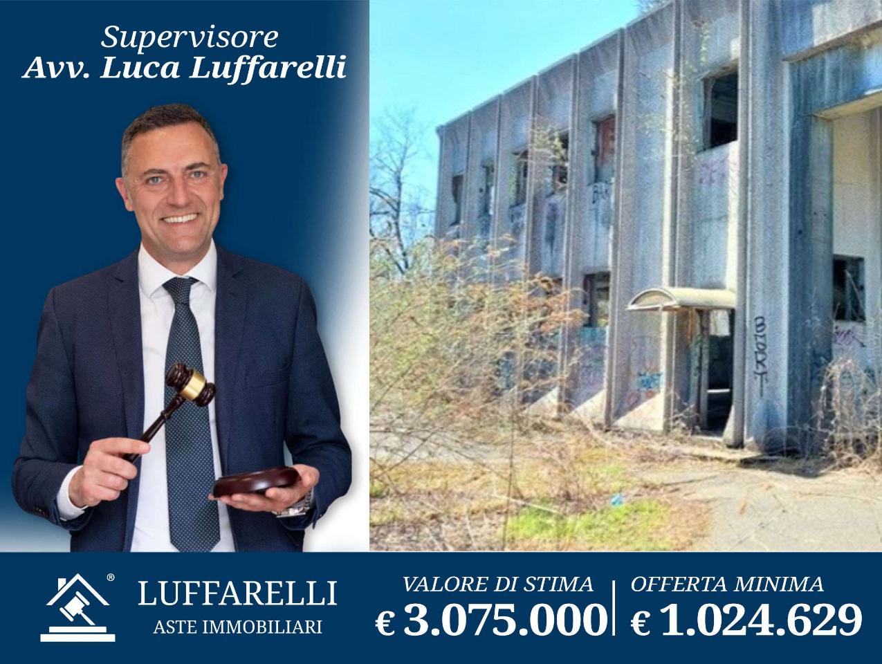 Capannone in vendita a Vedano Olona