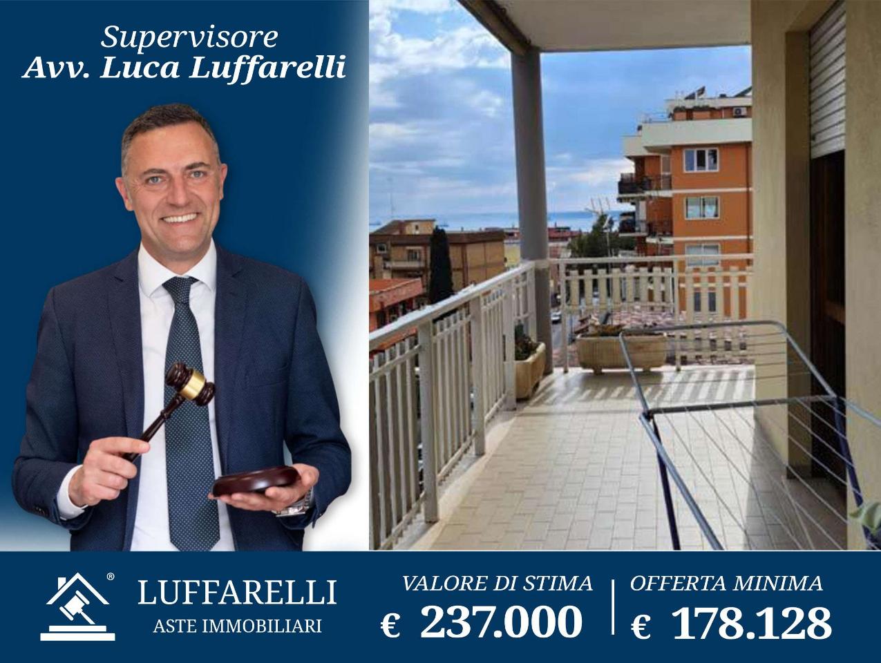 Appartamento in vendita a Civitavecchia