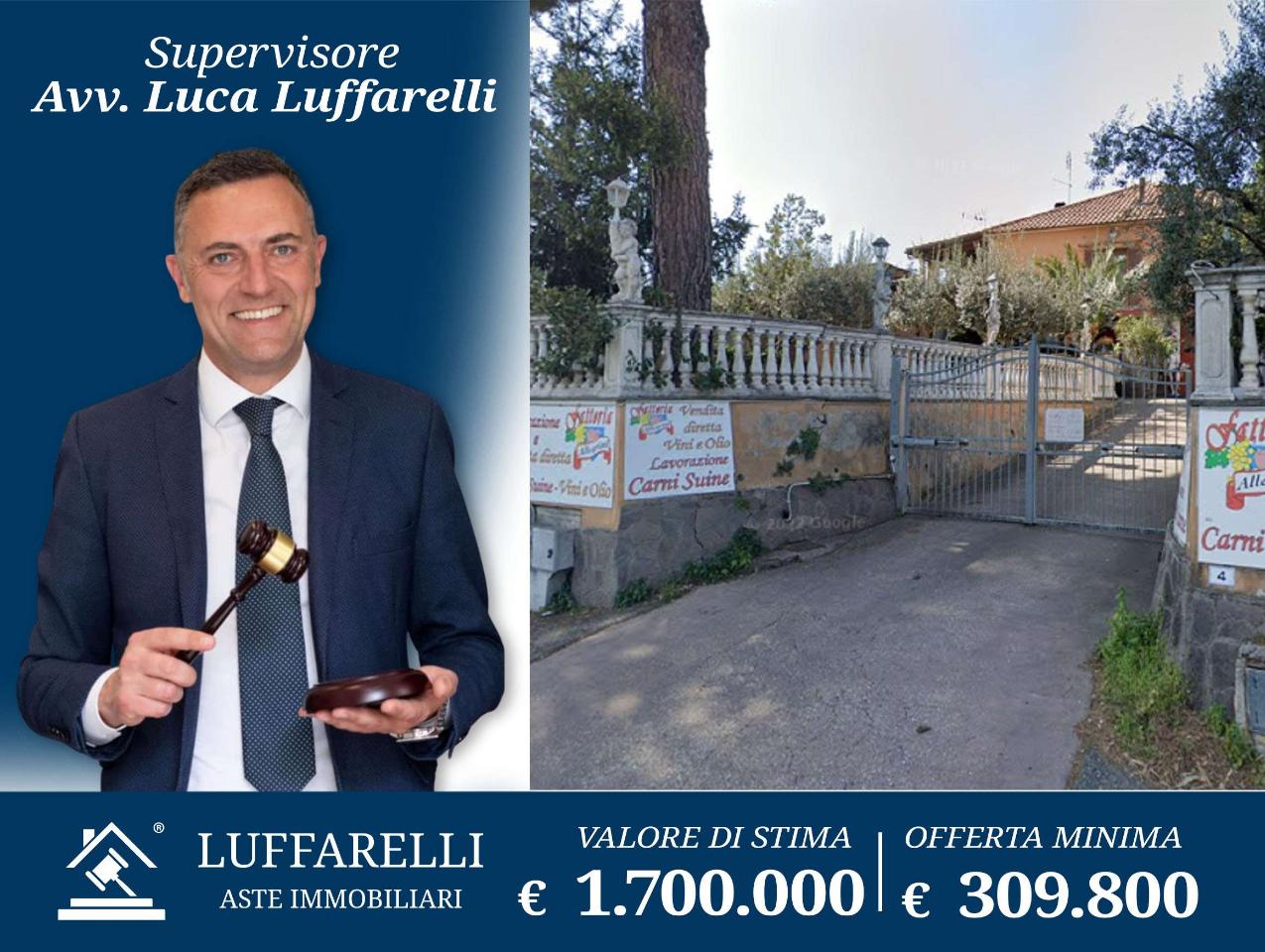 Locale commerciale in vendita a Marino