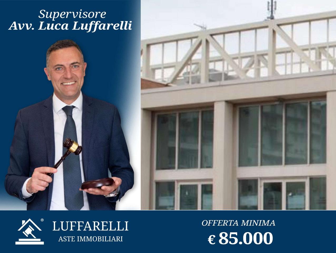 Negozio in vendita a Pioltello