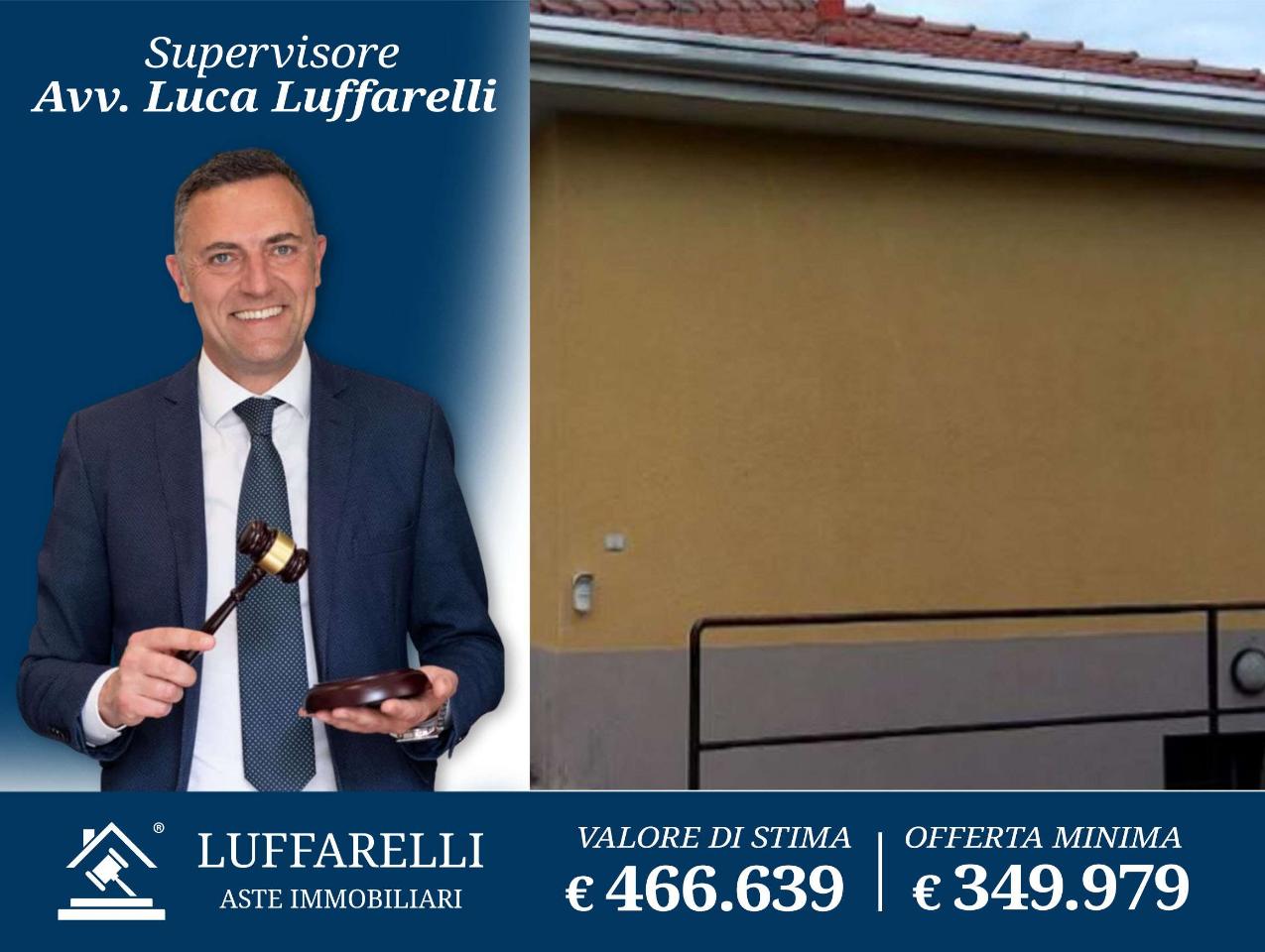 Capannone in vendita a Solbiate Arno