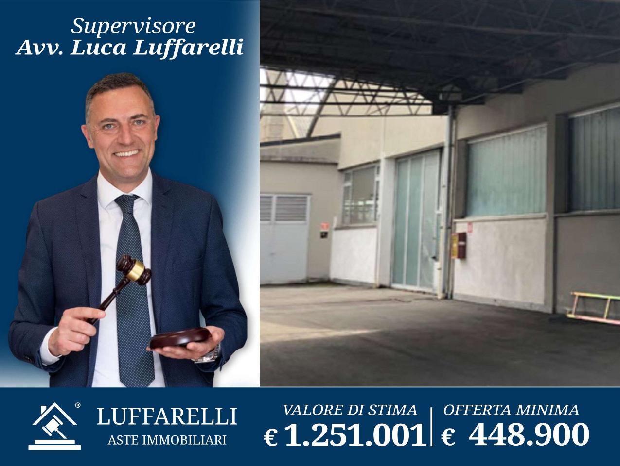 Capannone in vendita a Bernareggio