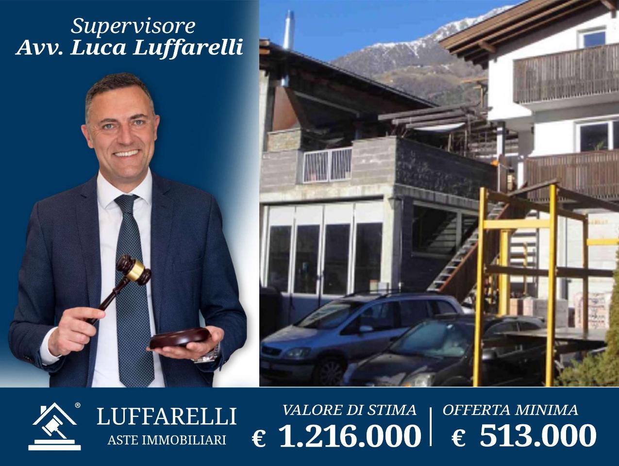 Capannone in vendita a Plaus