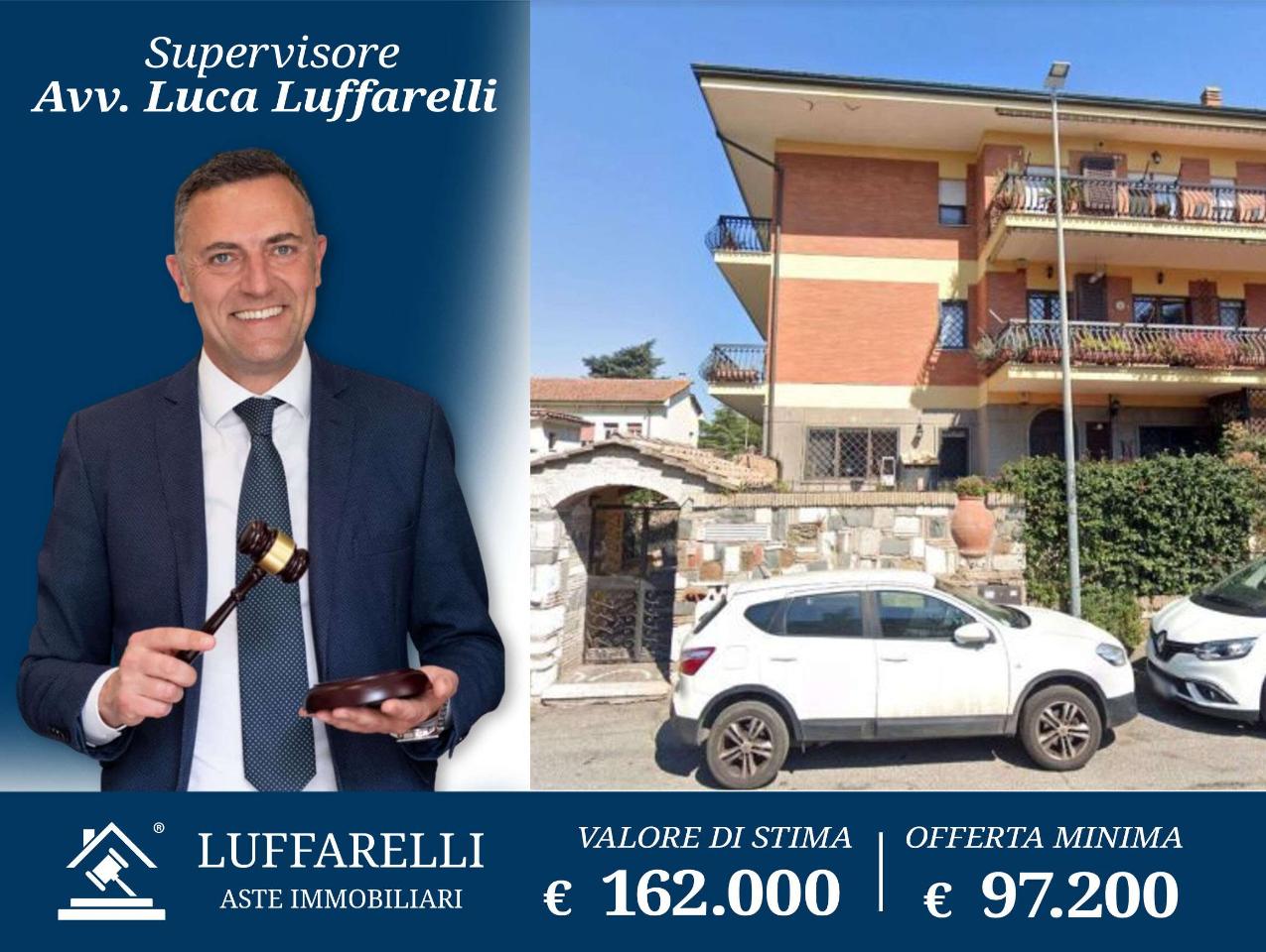 Appartamento in vendita a Roma