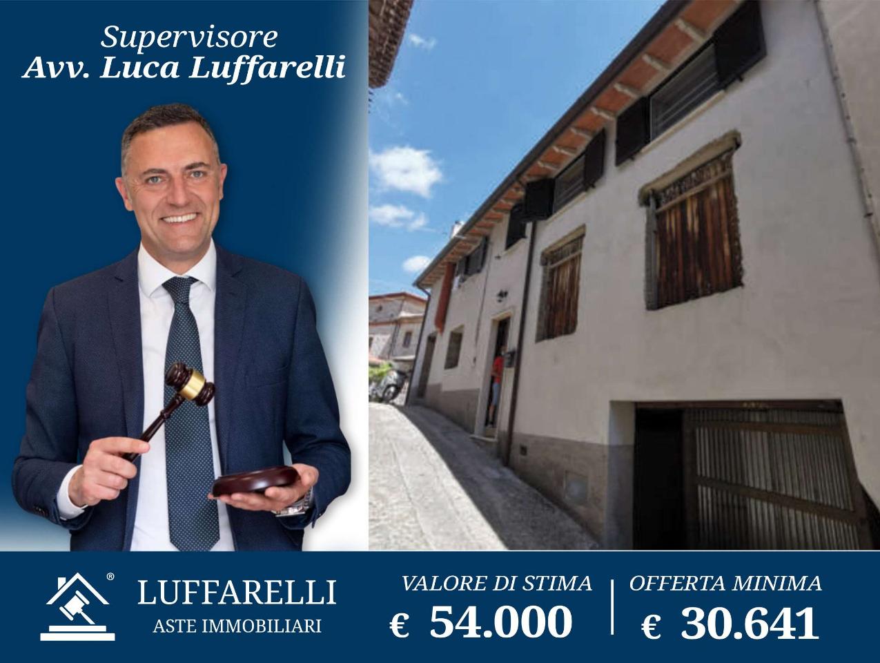 Appartamento in vendita a Longone Sabino