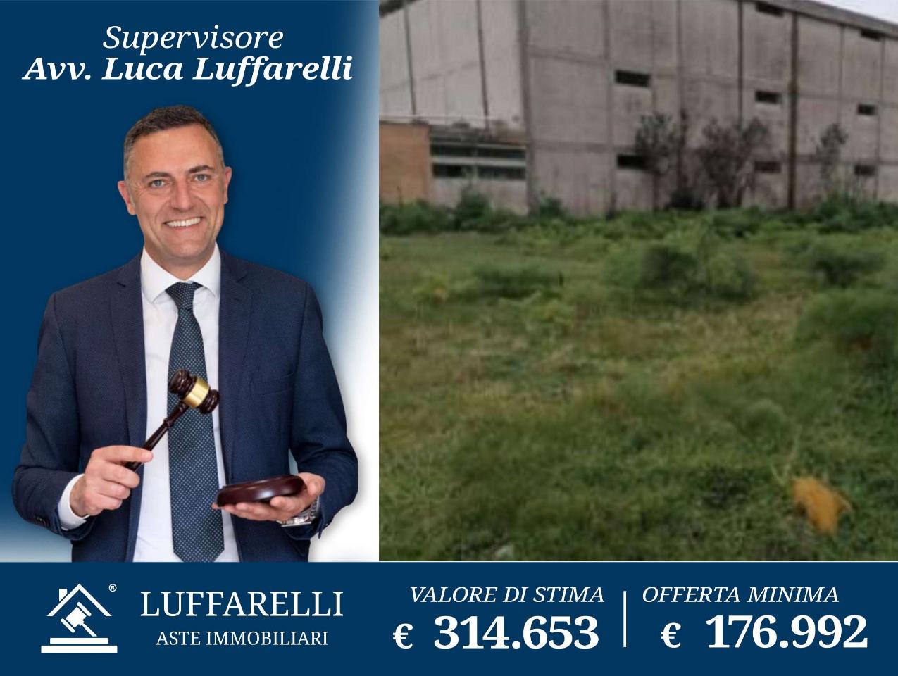 Magazzino in vendita a Isola Di Capo Rizzuto