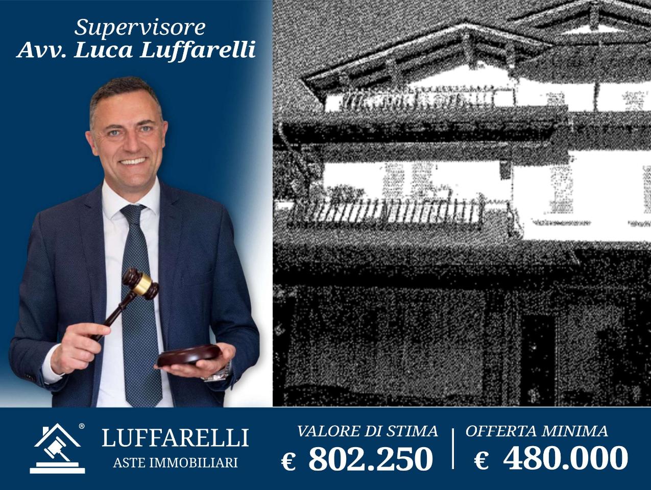 Porzione di villa in vendita a Pietrasanta