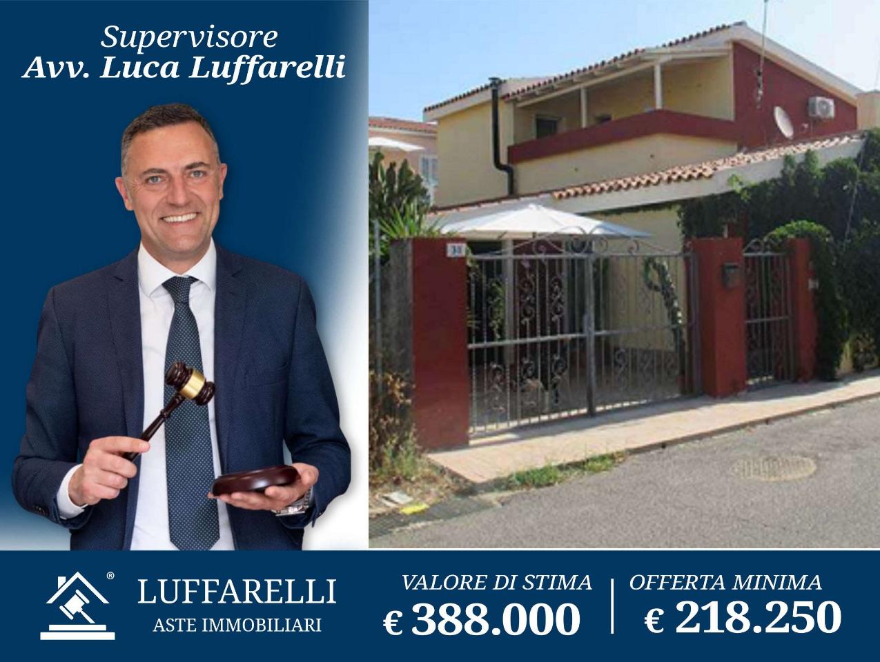 Villa bifamiliare in vendita a Olbia