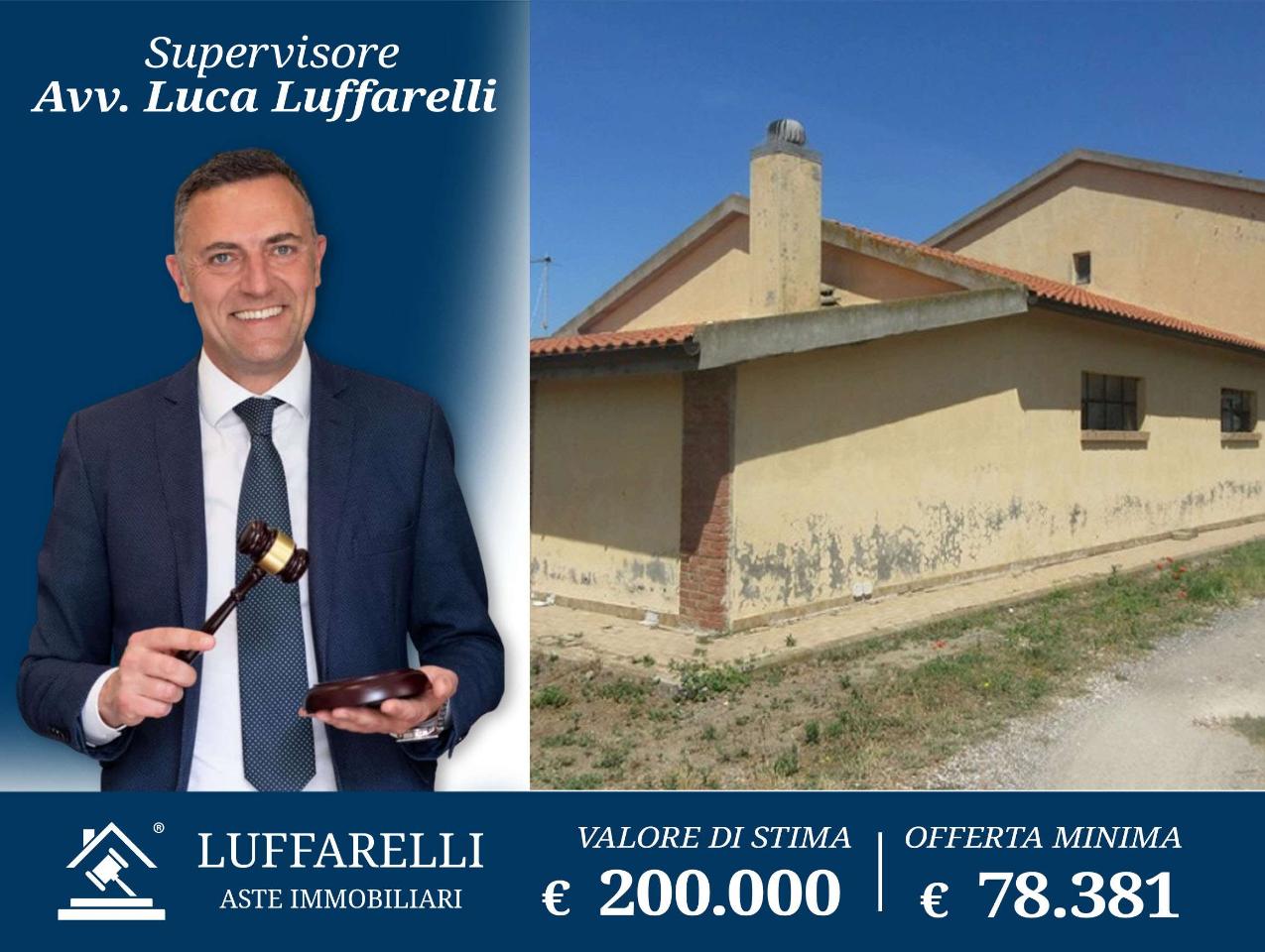 Villa bifamiliare in vendita a Montalto Di Castro