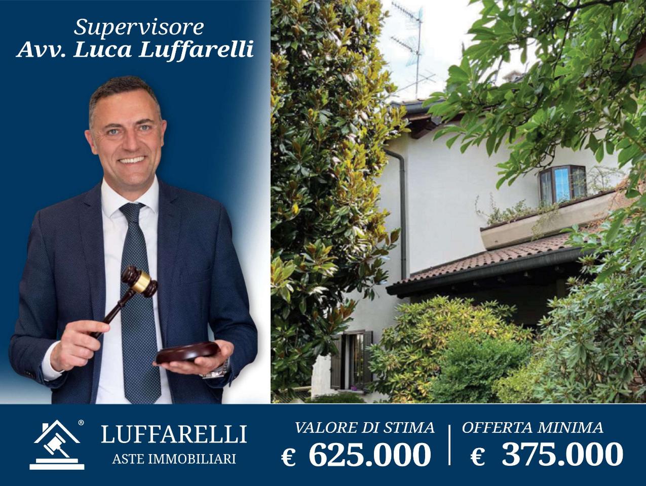 Porzione di villa in vendita a Arcisate