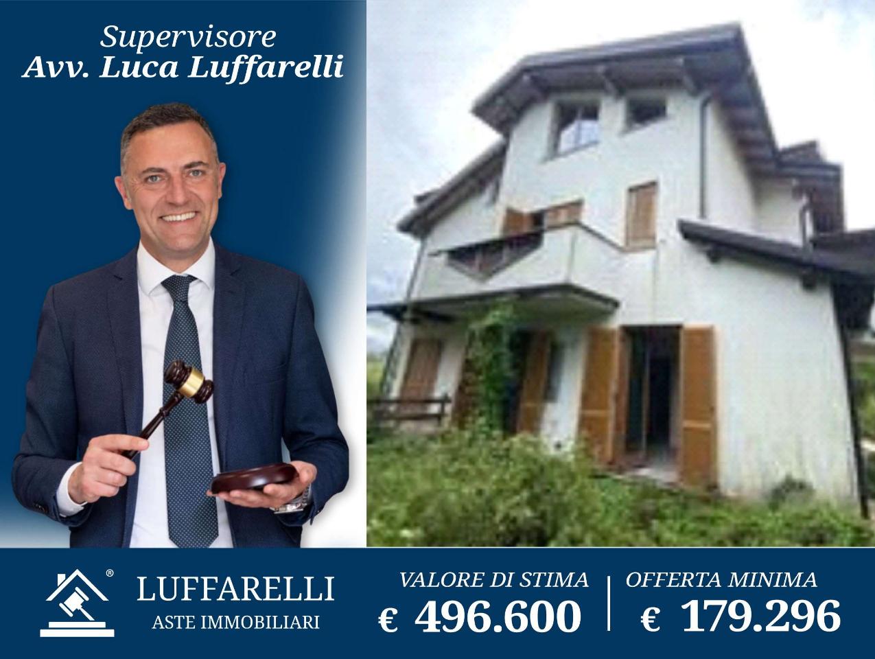 Villa in vendita a Parlasco