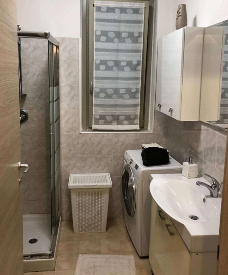 Appartamento in vendita a Monguzzo Foto-6