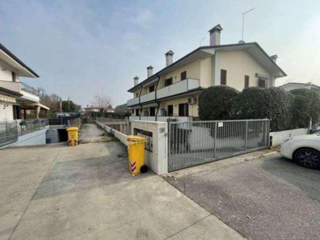 Villa a schiera in vendita a Paese