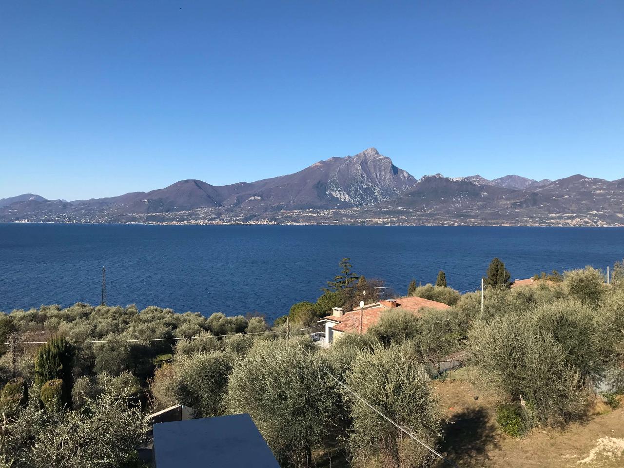 Appartamento in affitto a Torri Del Benaco