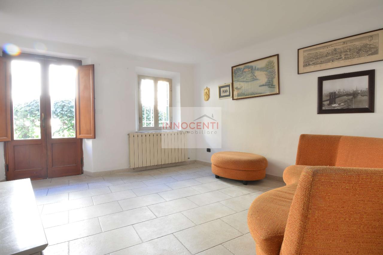 Porzione di casa in vendita a Lucca