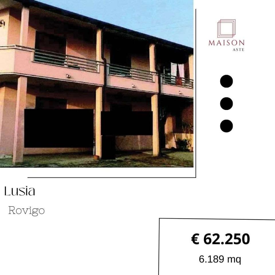 Porzione di casa in vendita a Lusia