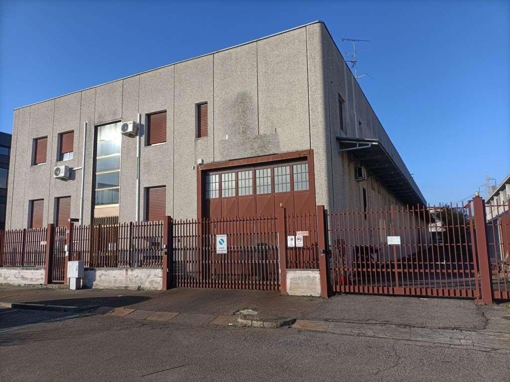 Capannone in affitto a Venaria Reale