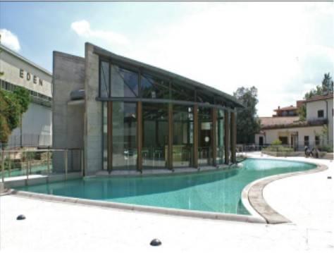 Locale commerciale in vendita a Arezzo