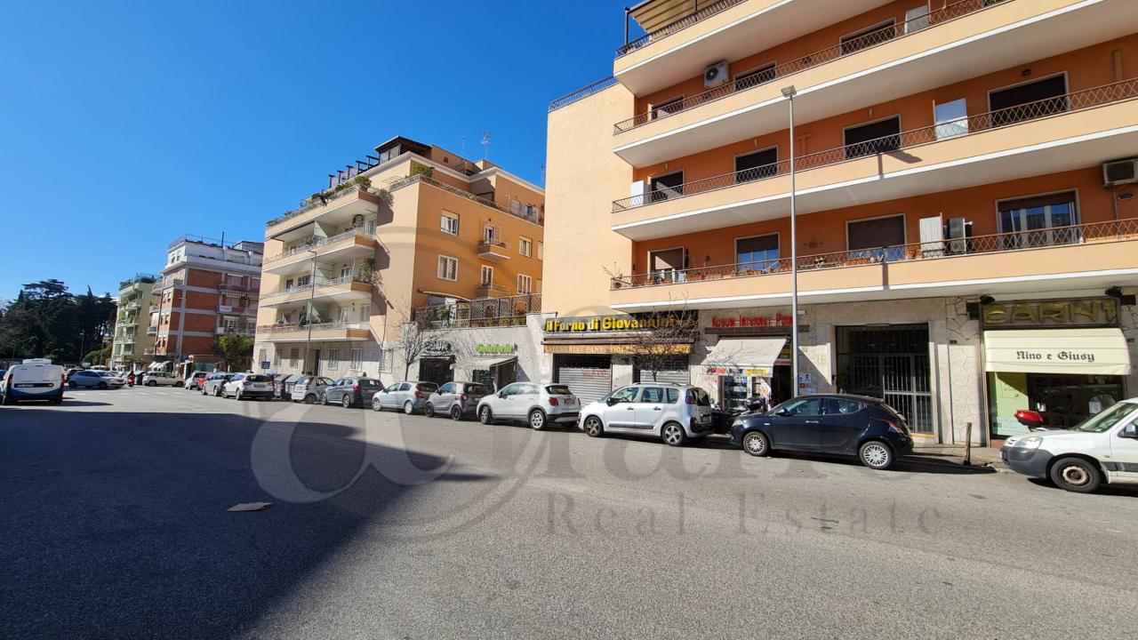 Negozio in vendita a Roma