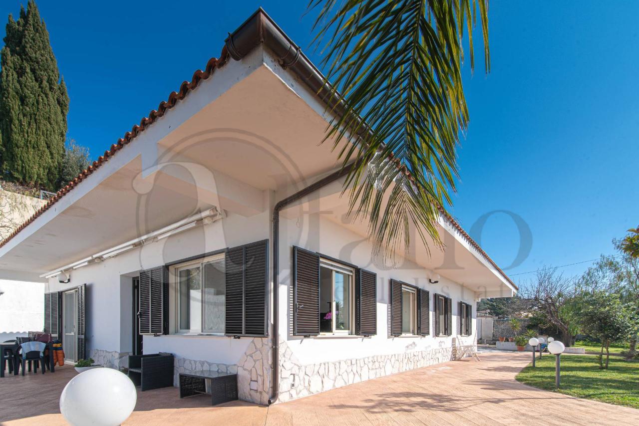 Villa in vendita a Gaeta