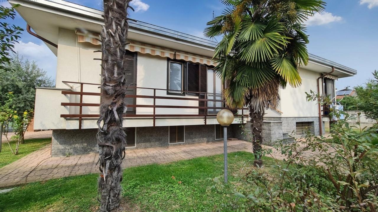 Villa in vendita a Caltignaga