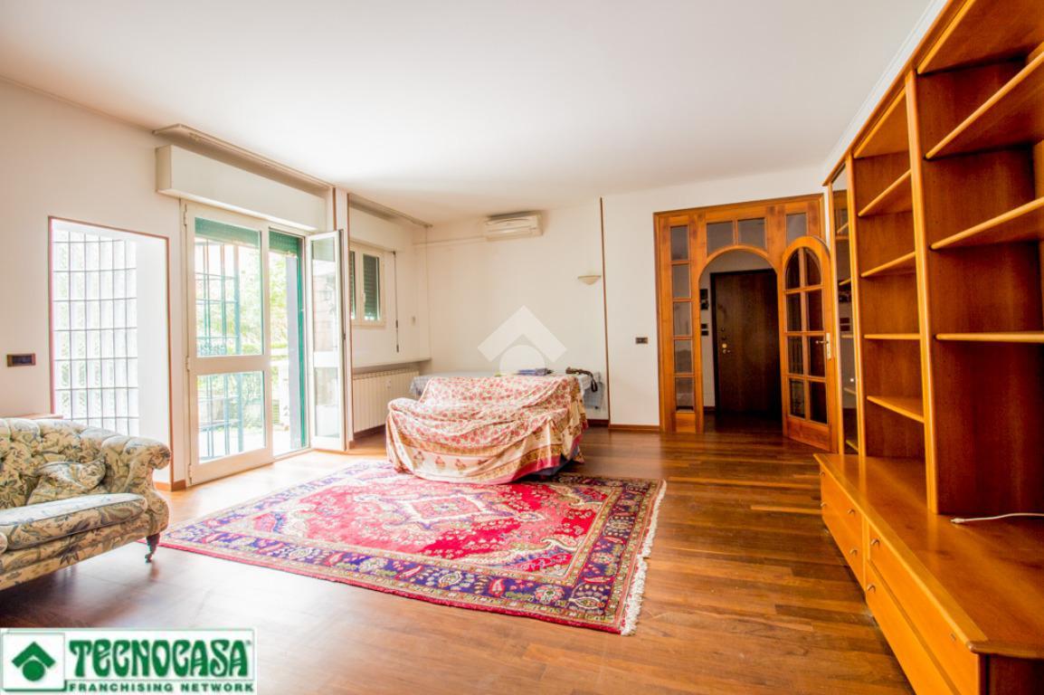 Appartamento in vendita a Casalecchio Di Reno