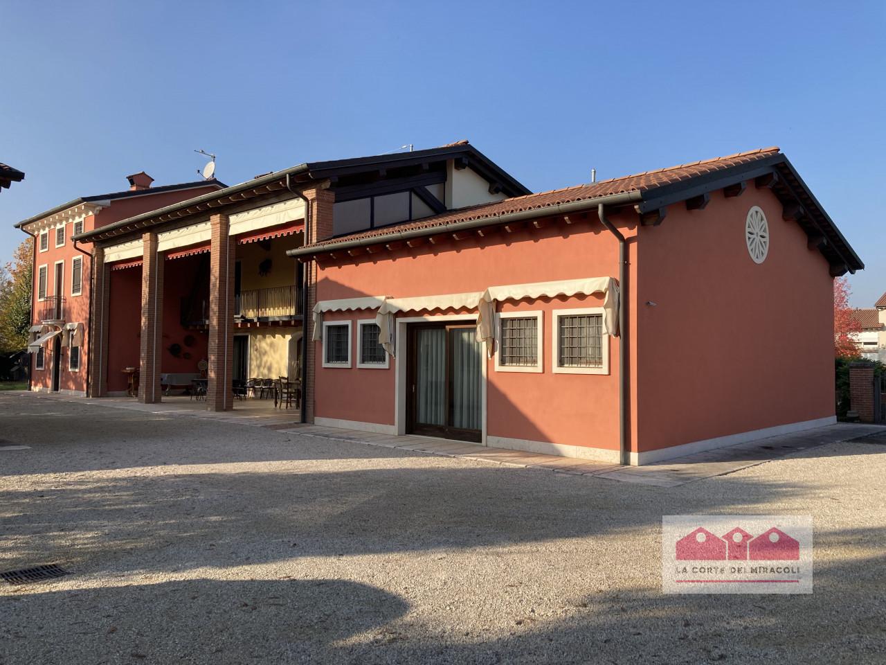 Casa indipendente in vendita a Bolzano Vicentino