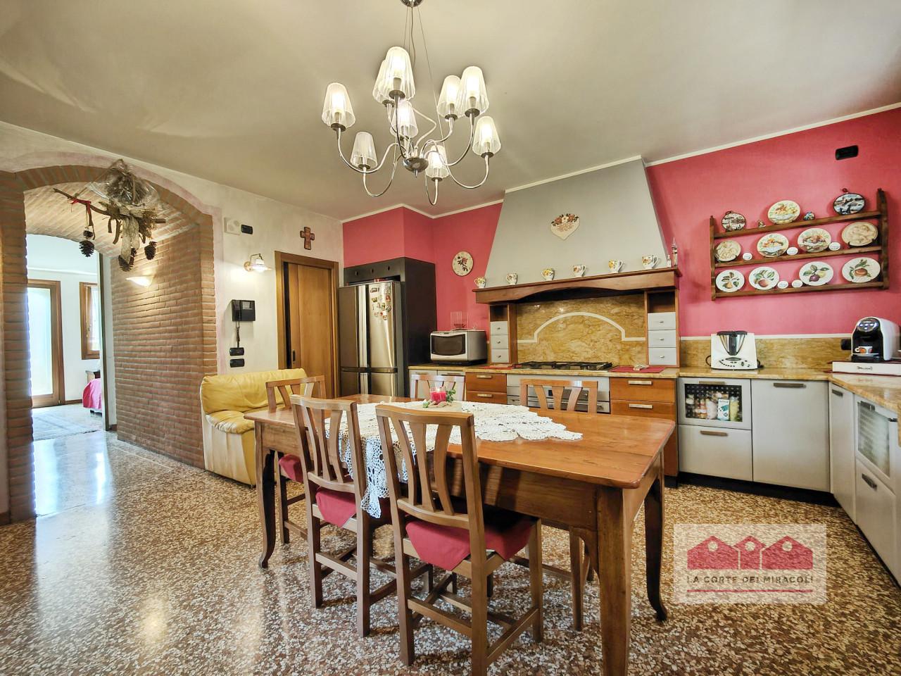 Villa in vendita a Zane'