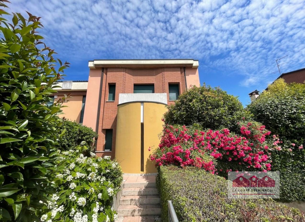 Villa a schiera in affitto a Creazzo