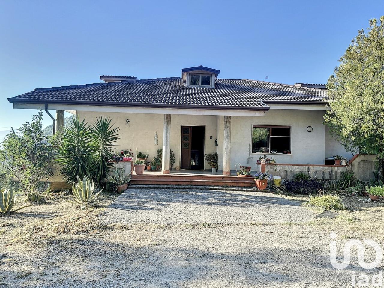 Villa in vendita a Sicignano Degli Alburni