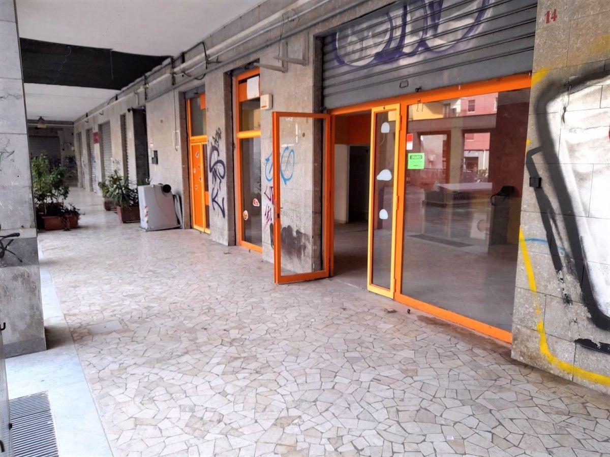 Negozio in vendita a Palermo