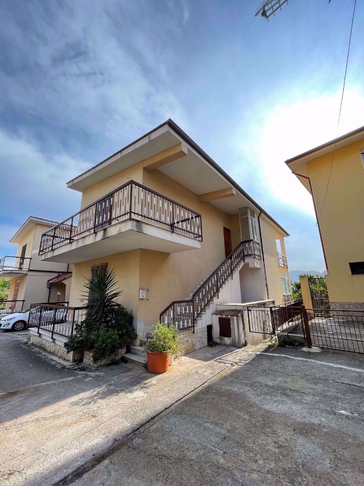 Appartamento in vendita a Palermo