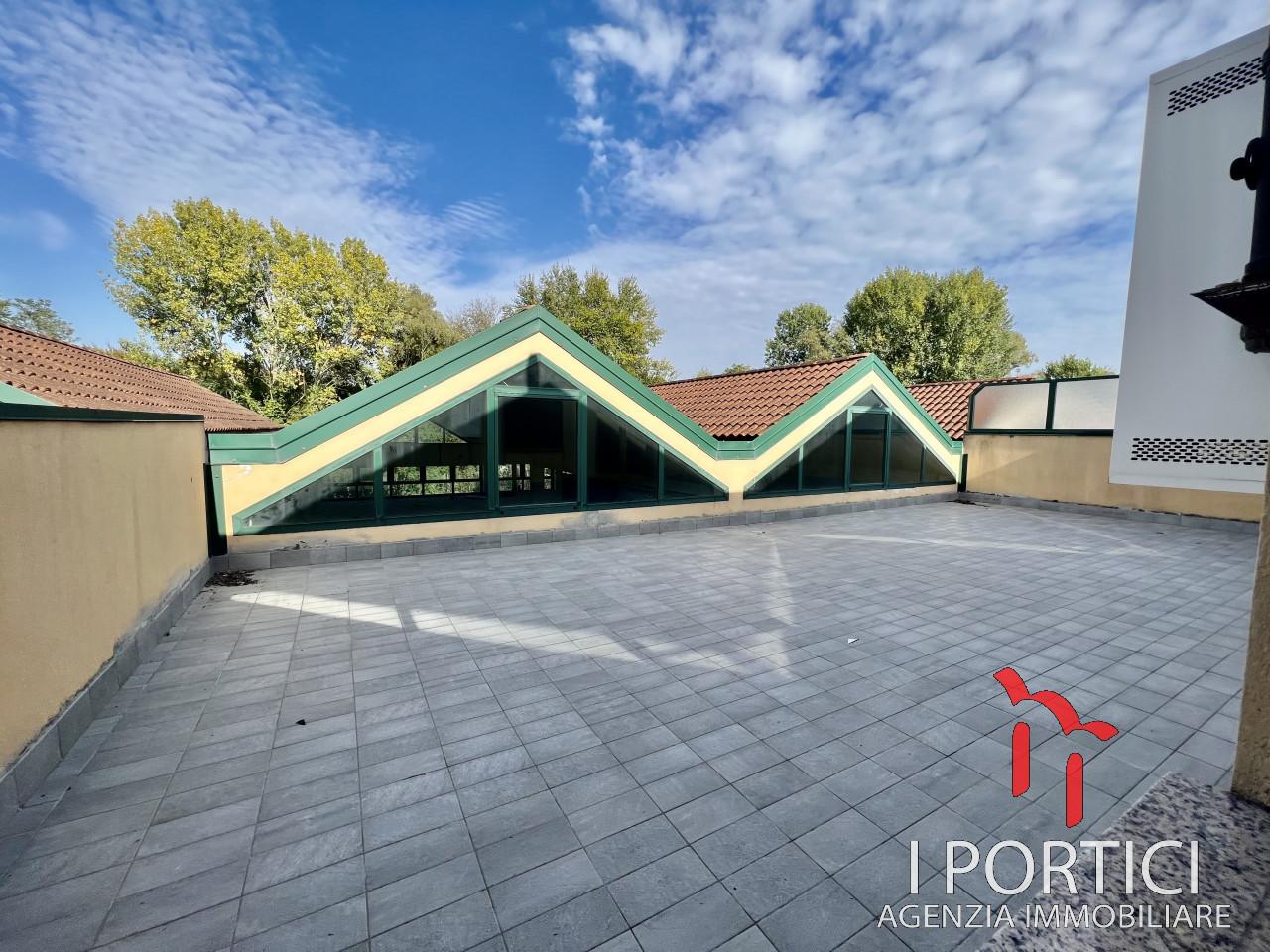 Capannone in vendita a Venezia