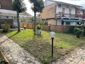 Villa in vendita a Ardea