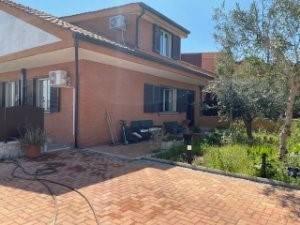 Villa a schiera in vendita a Guidonia Montecelio