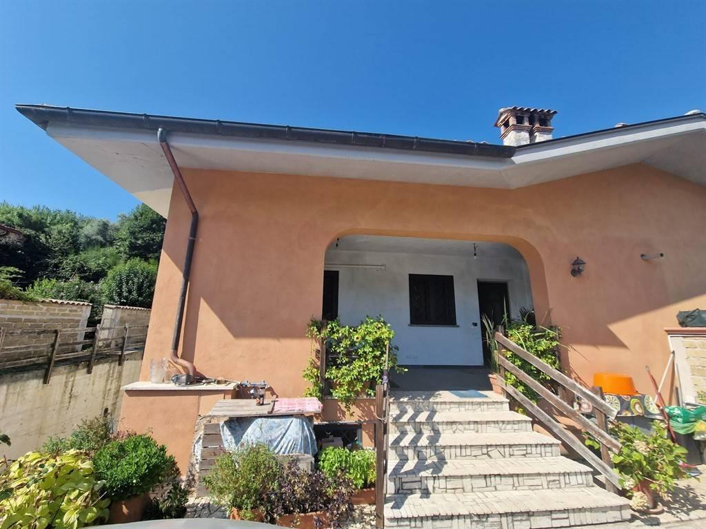 Villa in vendita a Labico