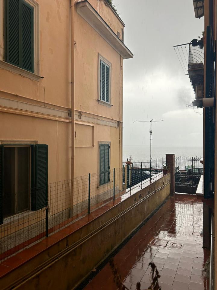 Appartamento in affitto a Napoli