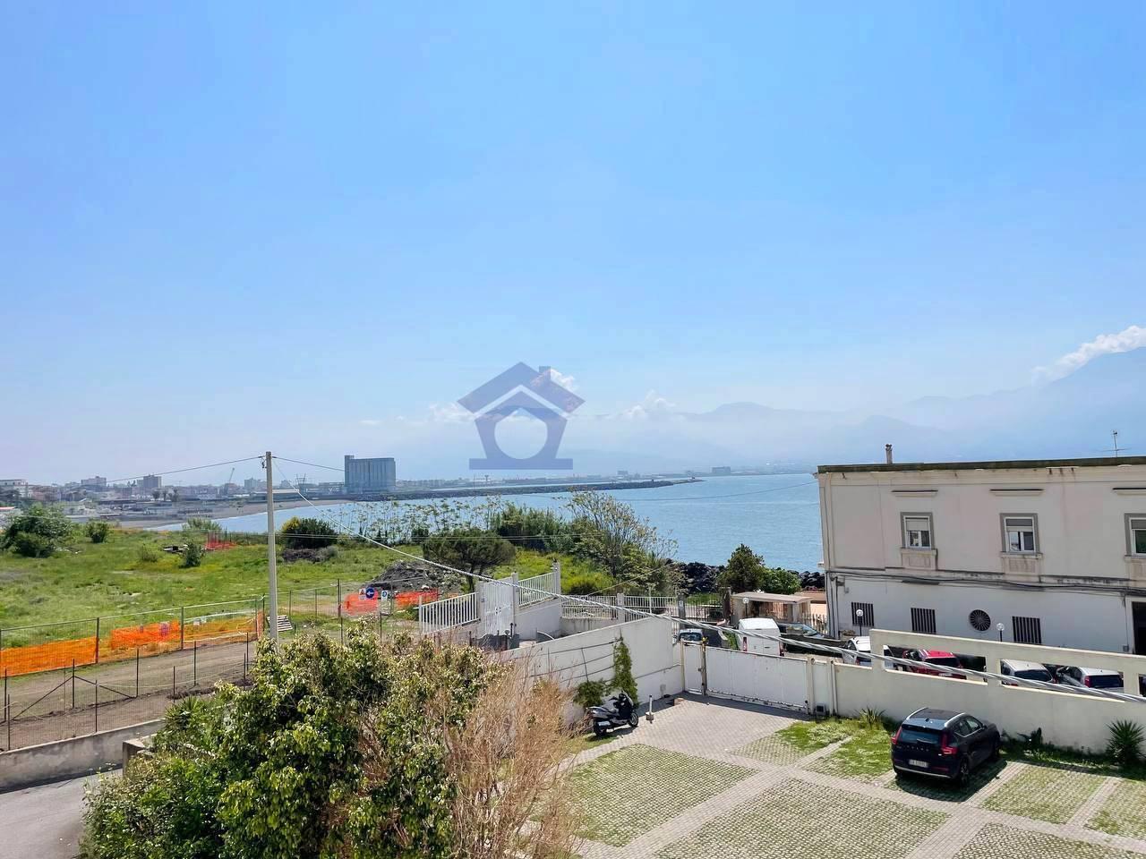 Appartamento in vendita a Torre Annunziata