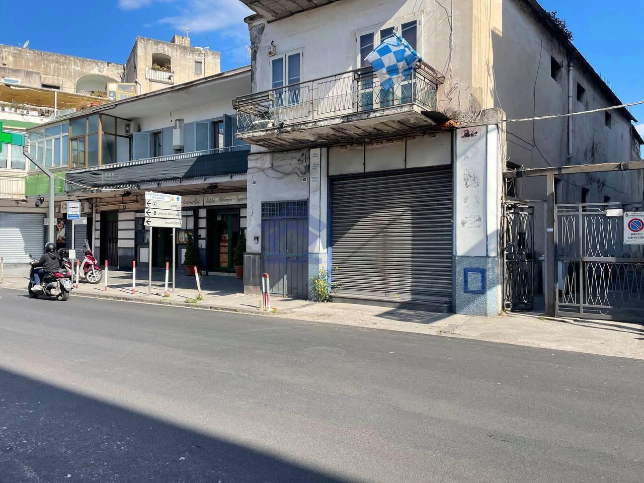 Negozio in vendita a Torre Annunziata