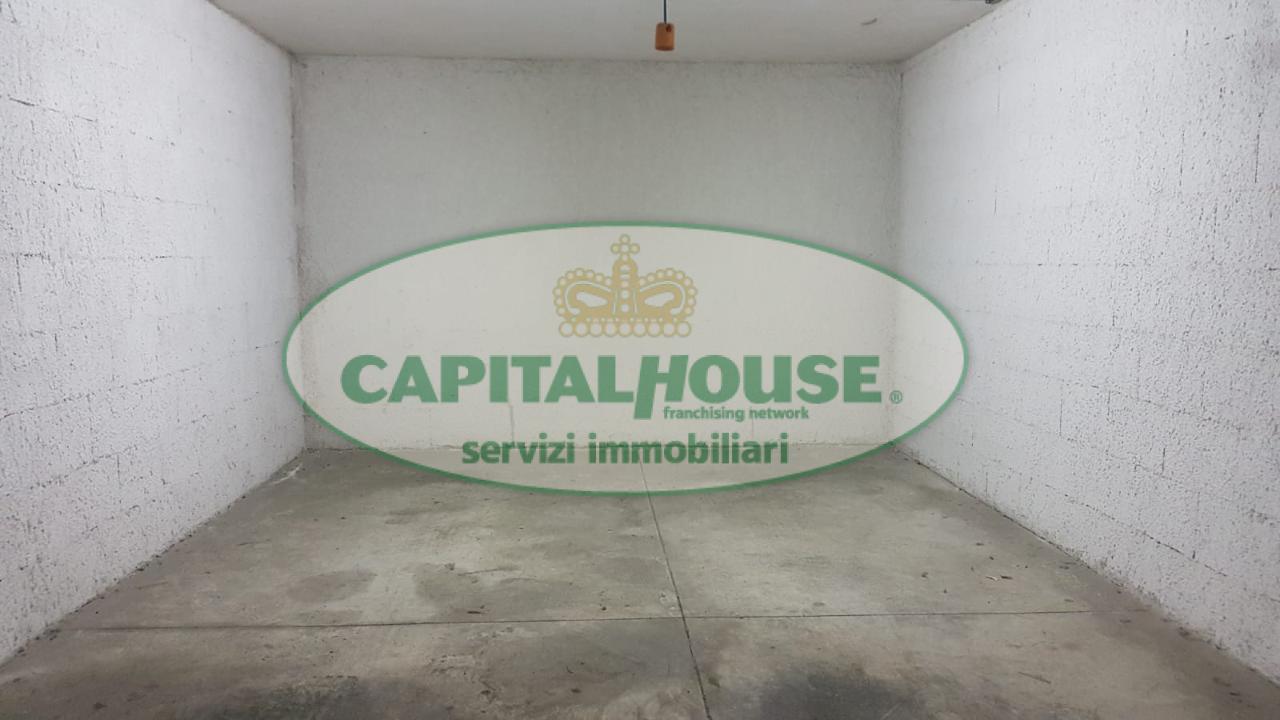 Box in vendita a Caserta