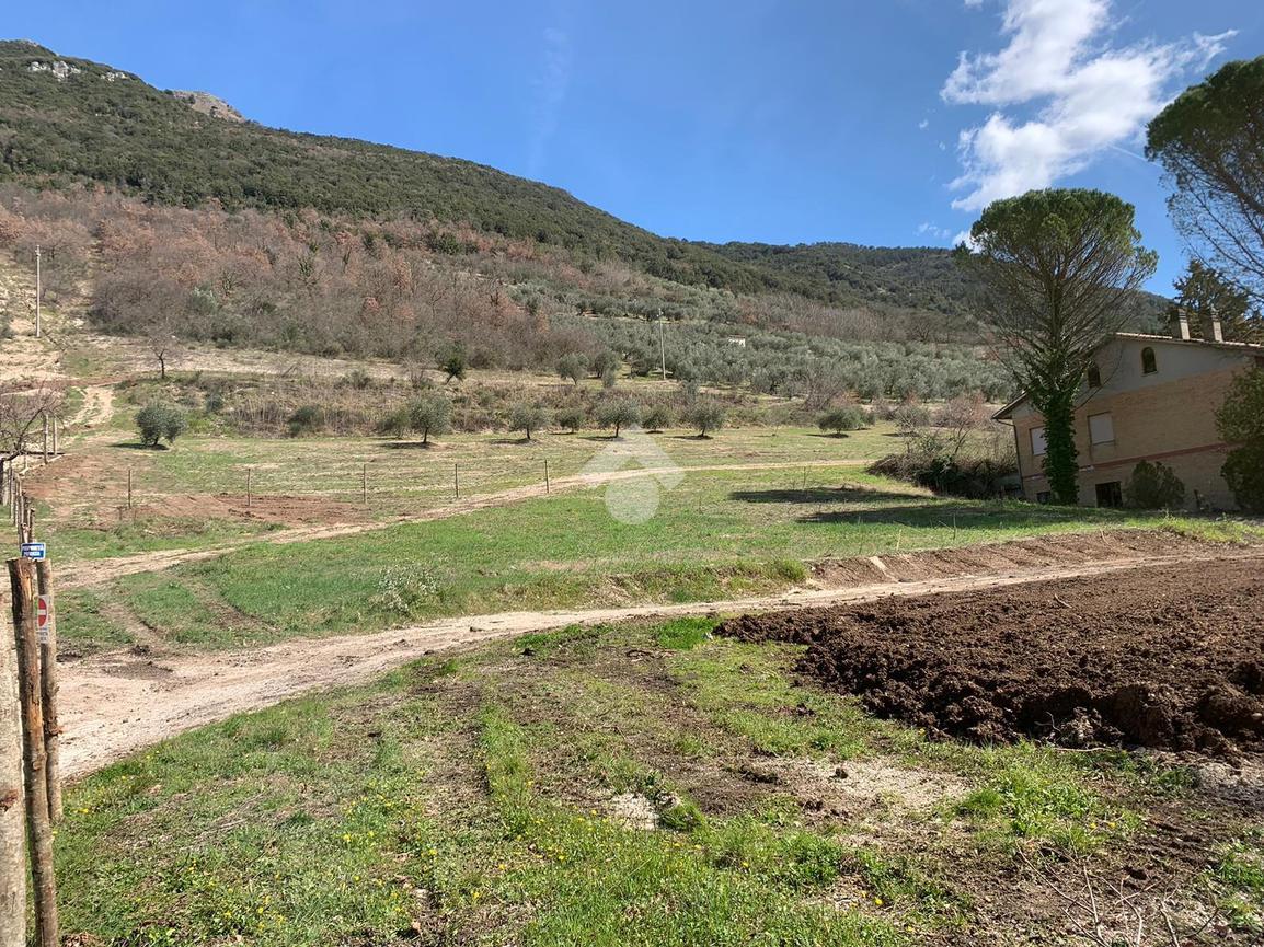 Terreno edificabile in vendita a Gubbio