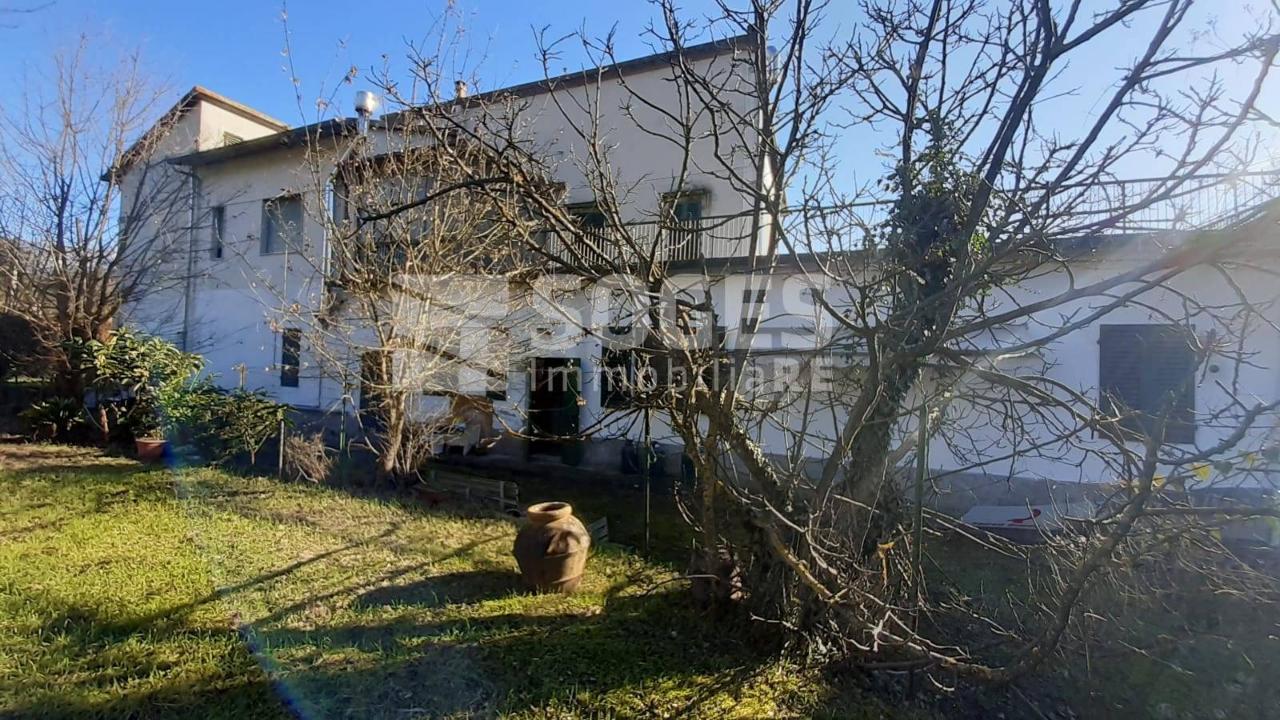 Casa indipendente in vendita a Figline e Incisa Valdarno