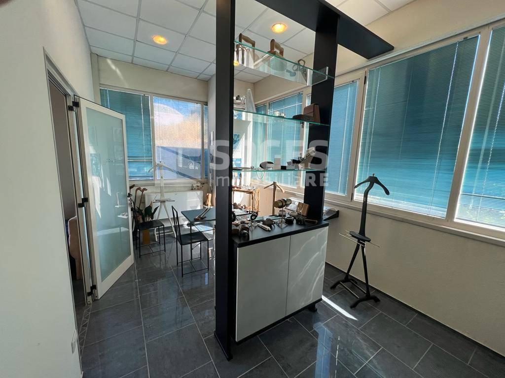 Immobile commerciale in vendita a Reggello