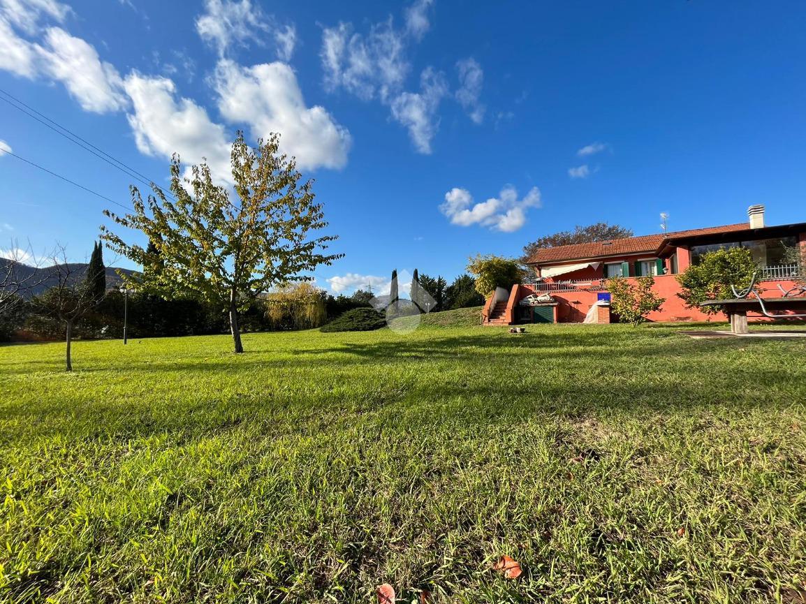 Casa indipendente in vendita a Sarzana